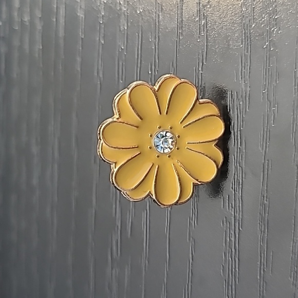 Source Unknown | Jewelry | Yellow Flower Pin | Poshmark